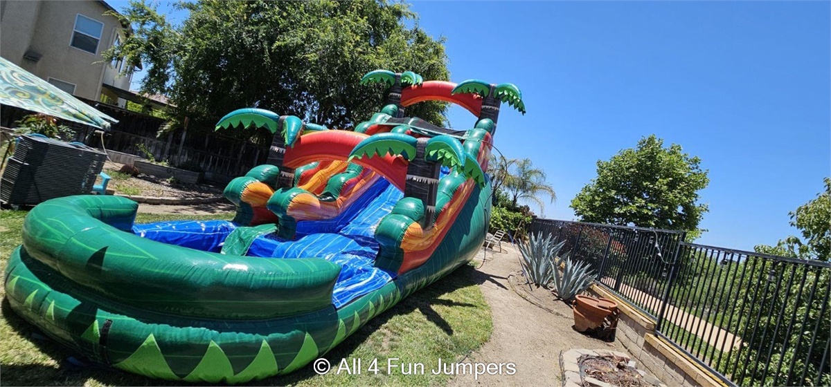 Get cool with our 15ft Green Tropical Water Slide - Temecula, Menifee